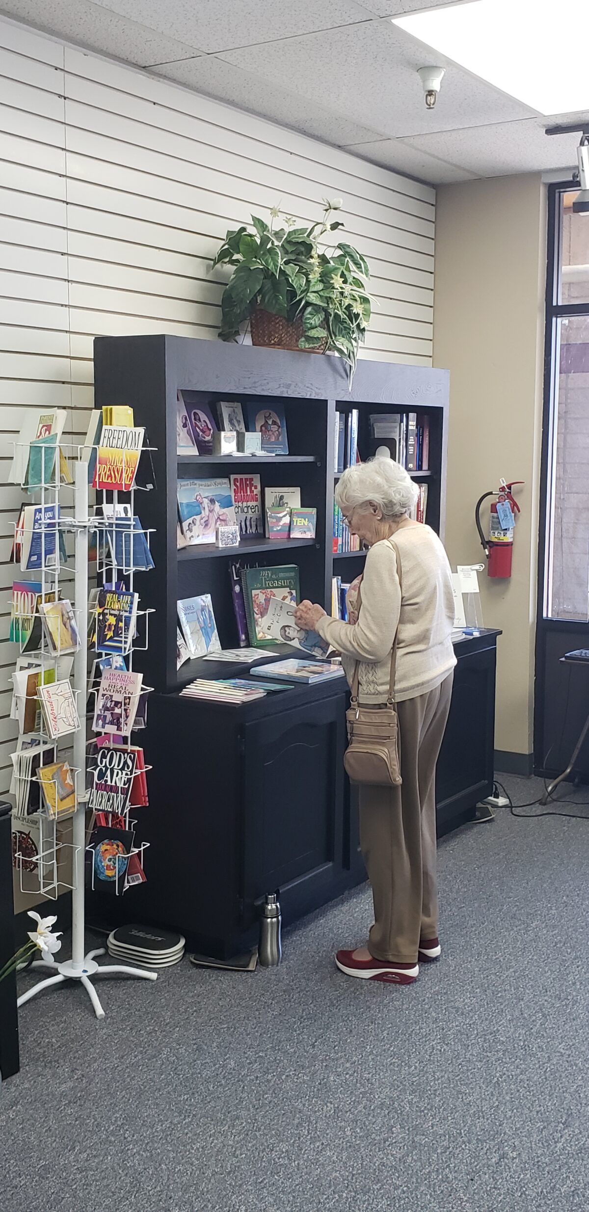 Reading Room – Christian Science Roseville